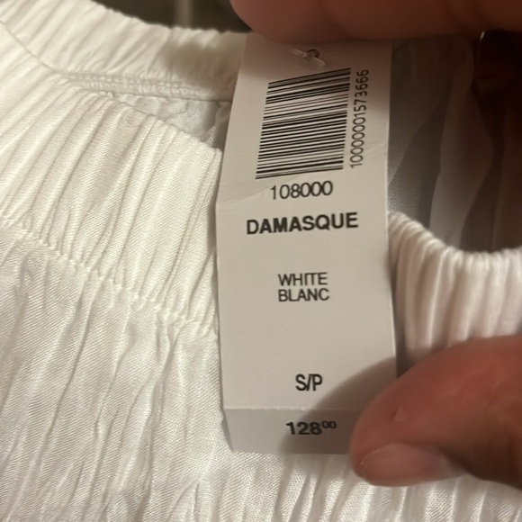 Aritzia | Skirts | Aritzia Brand New With Damasque Skirt Small With ...